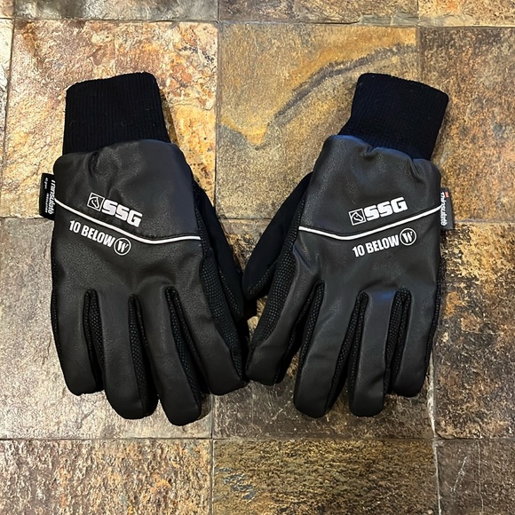 SSG | Accessories | Ssg Below Gloves In Black | Poshmark